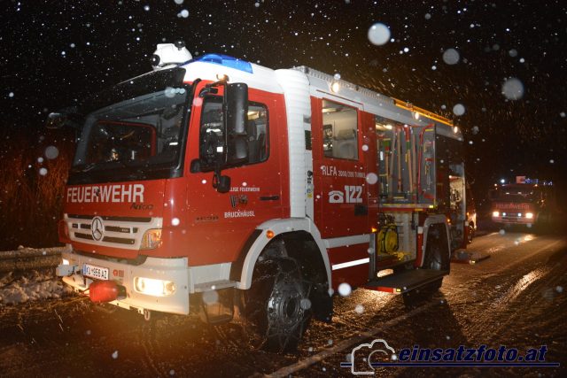 Frontalzusammenstoß auf der B178 – Umfahrung Bruckhäusl – Einsatzfoto.at